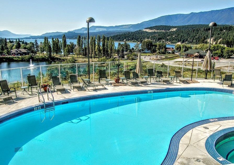 Heron Point at Invermere on the Lake | RedWeek